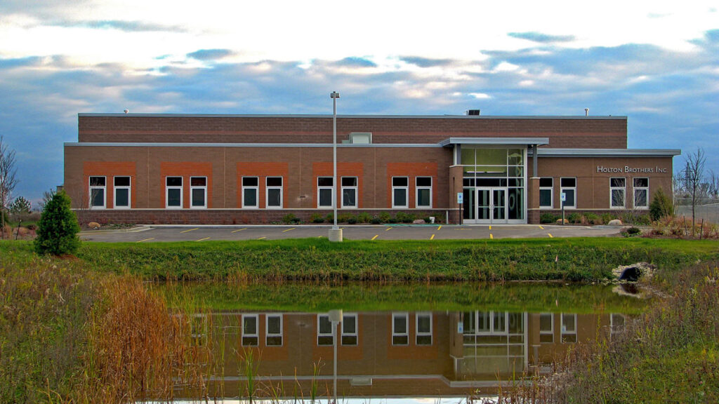 Regal HQ | Corporate Office Architecture | Interiors | Grafton WI